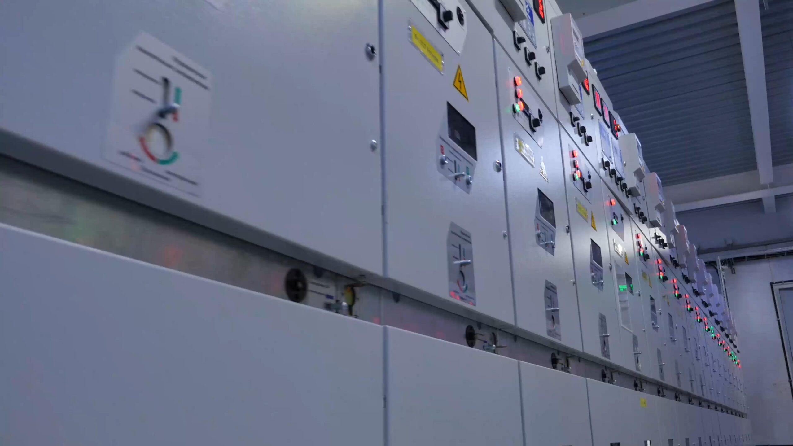 HHM BUILDING CONTRACTING – BRING THE FUTURE OF TECHNOLOGY TO LIFE